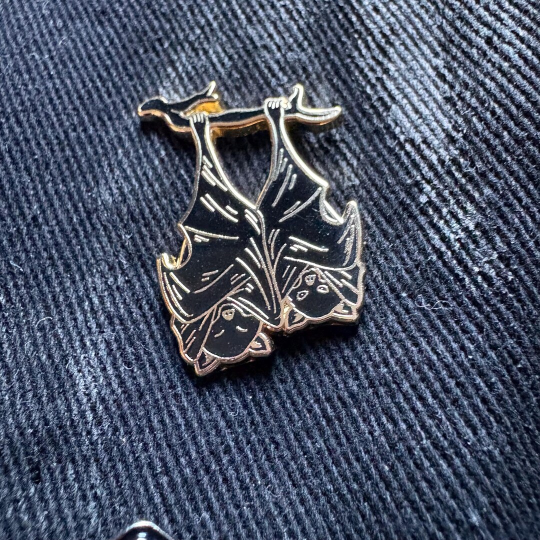 Pin Set Bat Hanging Upside Down, Nature Pin Occult, Post Punk Pin, Post ...