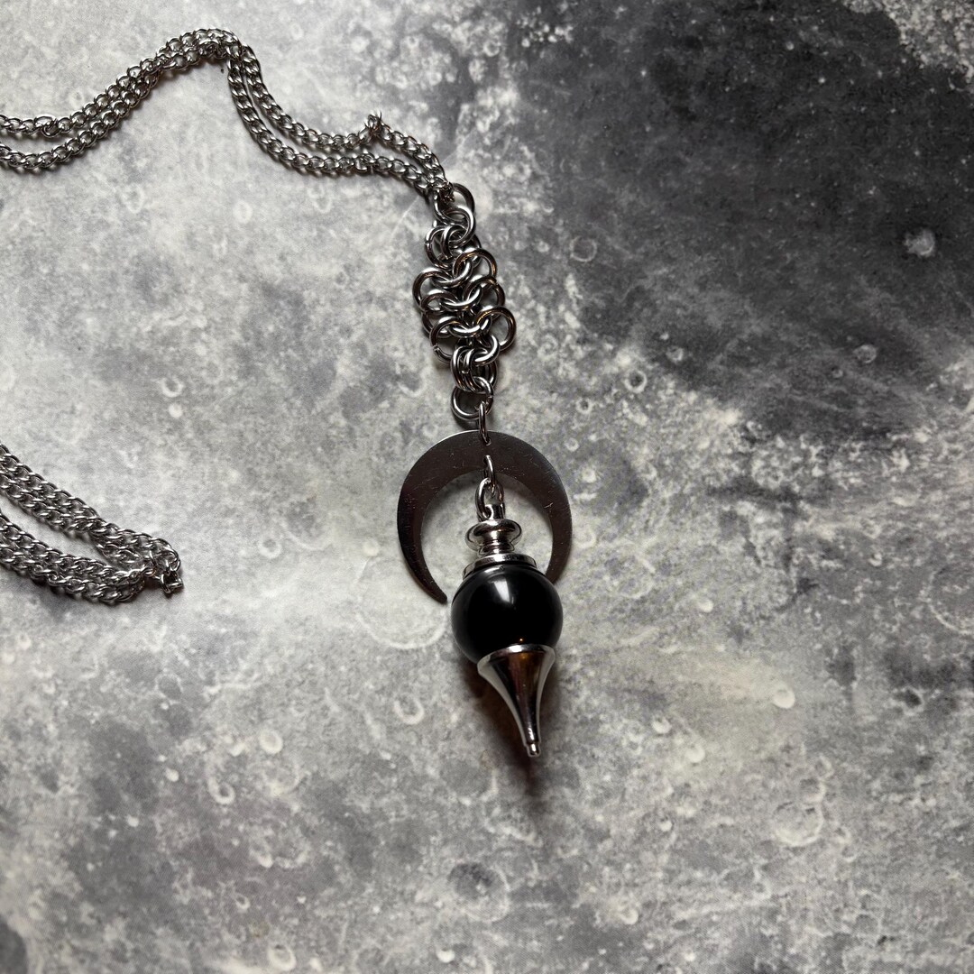 Arch Back and Forth Pendulum Chainmail Onyx, the World of Witchcraft ...