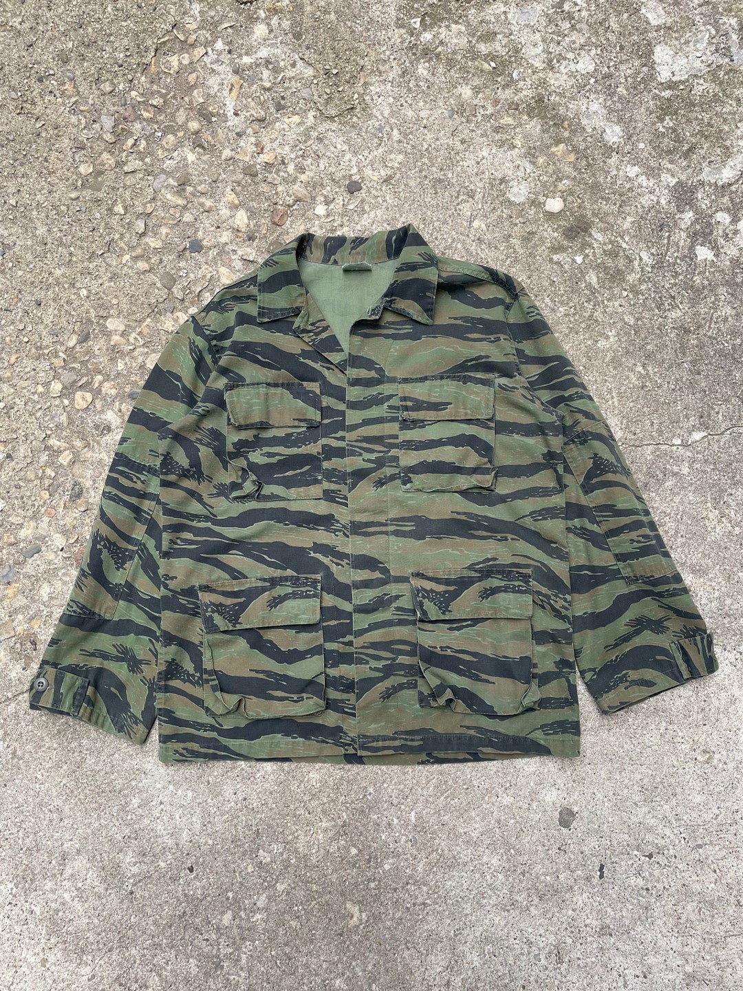 Vintage 1980's Frontline USA Tiger Stripe Camo BDU Field Jacket Men's ...