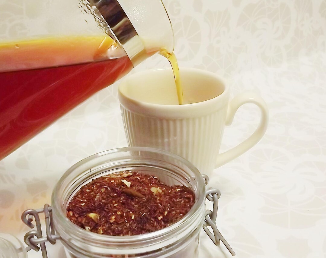 Snow Queen, Almond Marzipan Rooibos, Caffeine Free, Loose Leaf Tea - Etsy