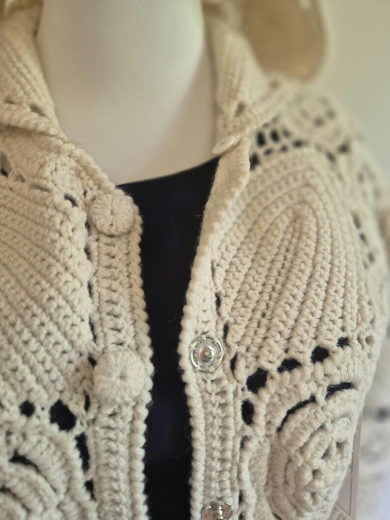 Cardigan Irish Lace Crochet Knitted off White Acryllic Wool Size 36(S ...