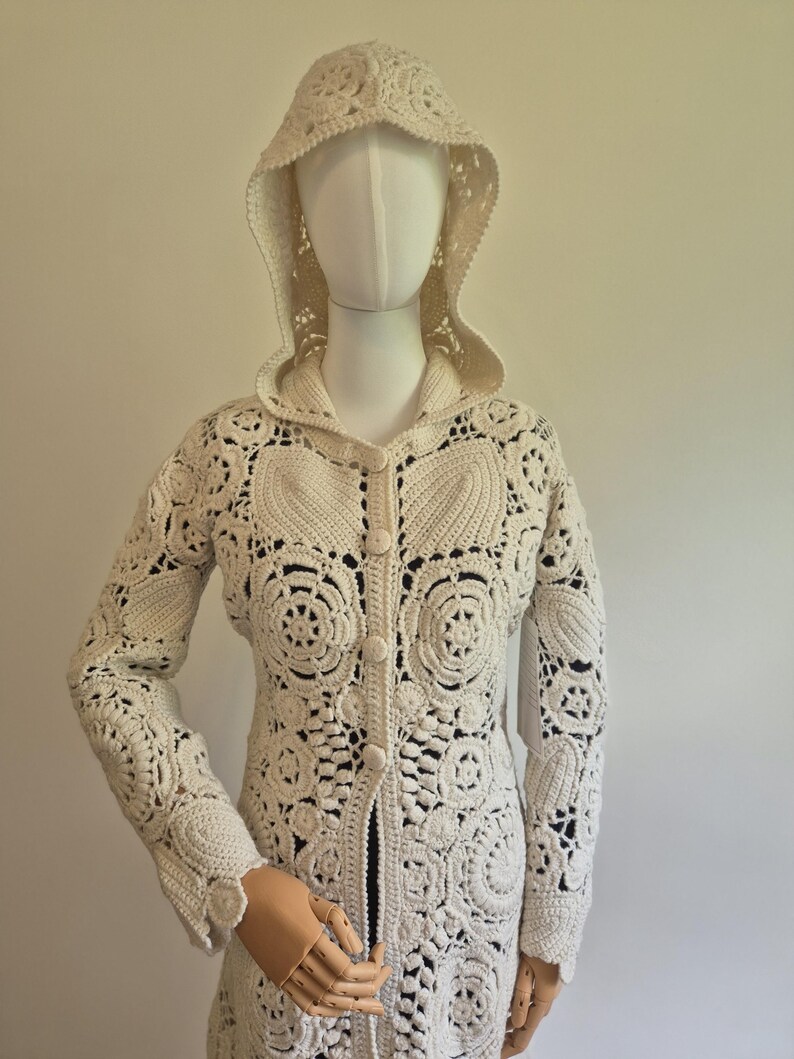 Cardigan Irish Lace Crochet Knitted off White Acryllic Wool Size 36(S ...