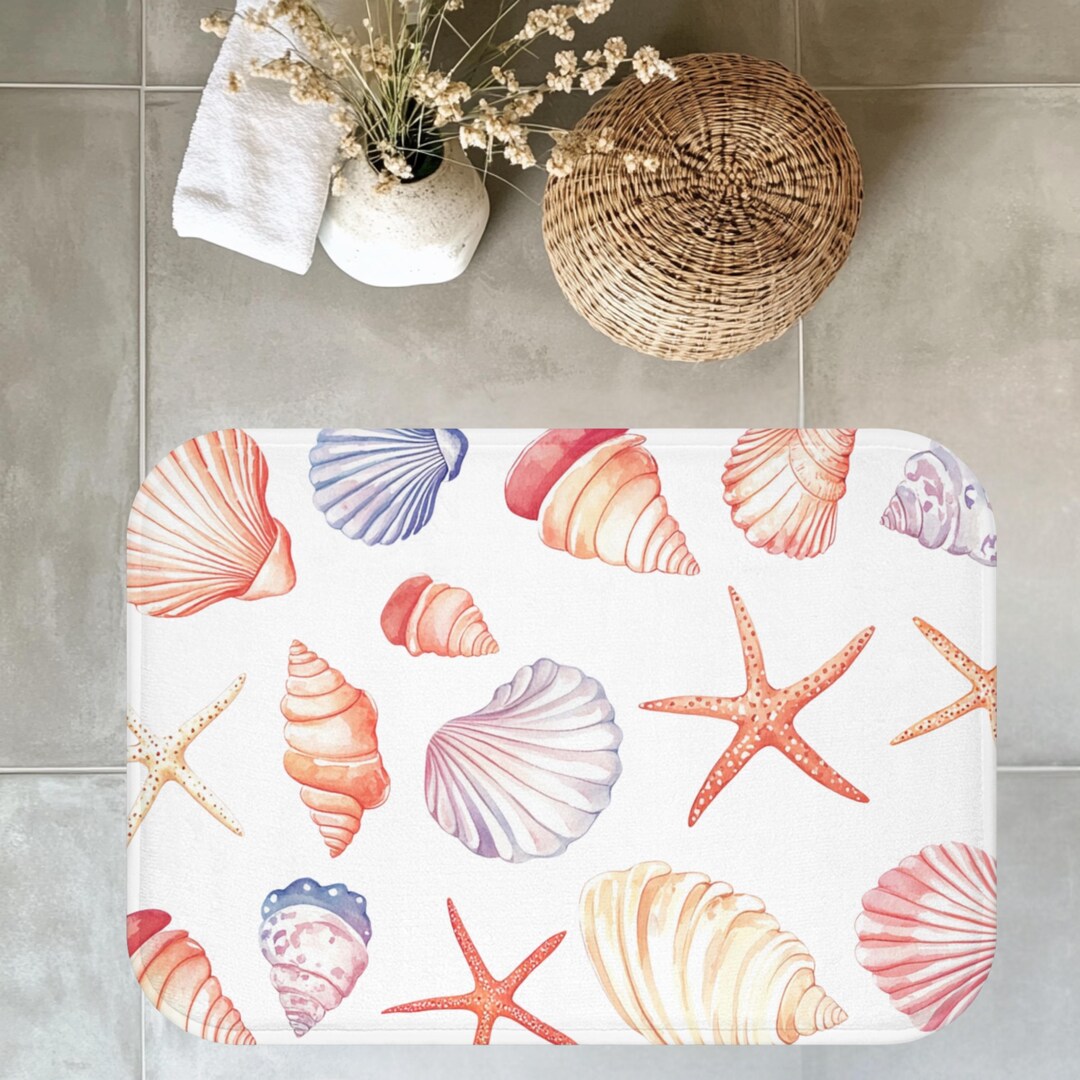 Seashell Bath Mat Cottagecore Style, Minimalist Design, Vintage Print ...