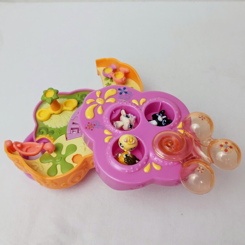 Littlest Pet Shop Teeniest Tiniest Pop up Playset House Hasbro LPS Farm ...