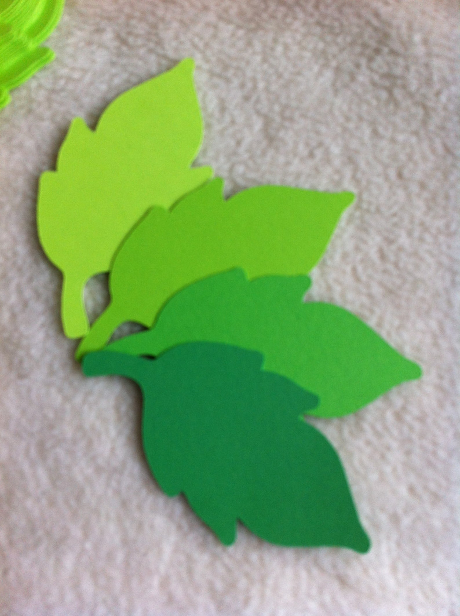 Paper Leaves...100 Piece Set of Very Beautiful Feathered Green Paper ...