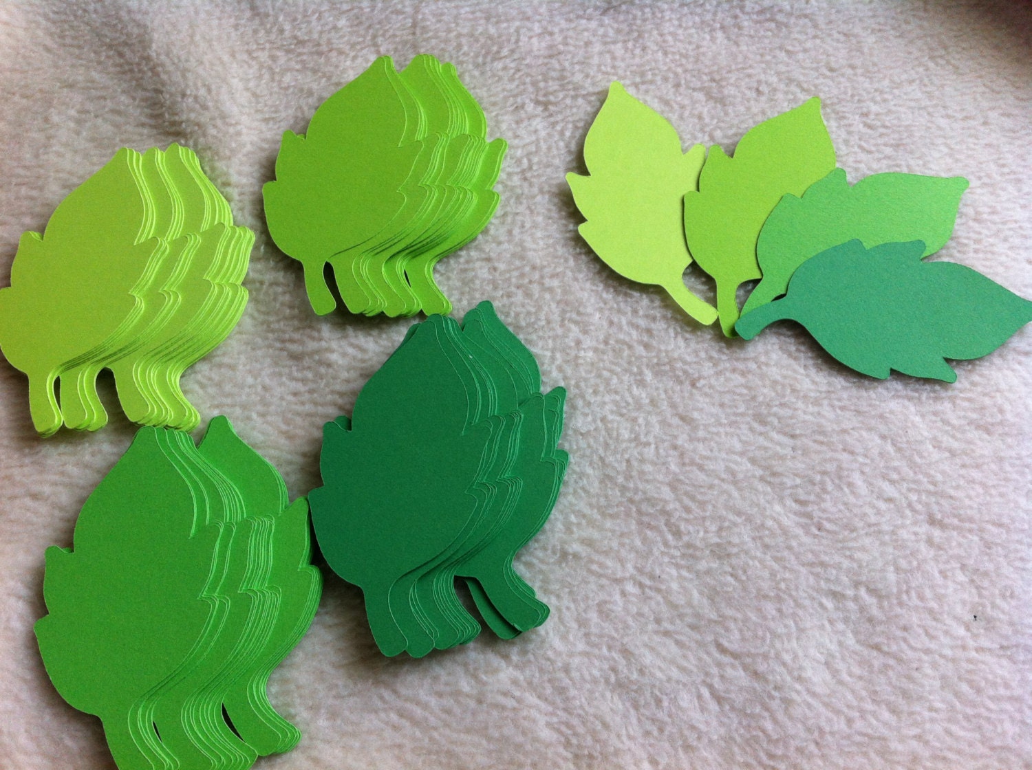 Paper Leaves...100 Piece Set of Very Beautiful Feathered Green Paper ...