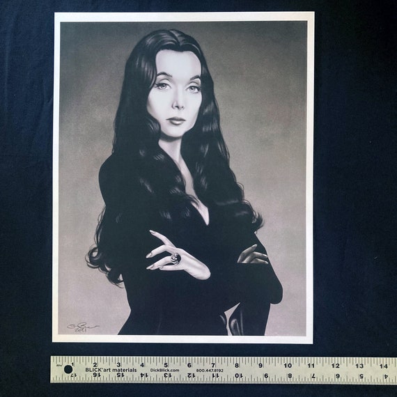 Morticia Addams Carolyn Jones Wallpaper