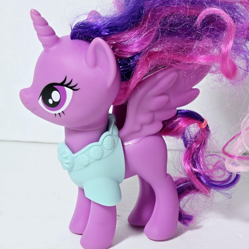 My Little Pony Princess Twilight Sparkle Unicorn 2016 and Star Song ...