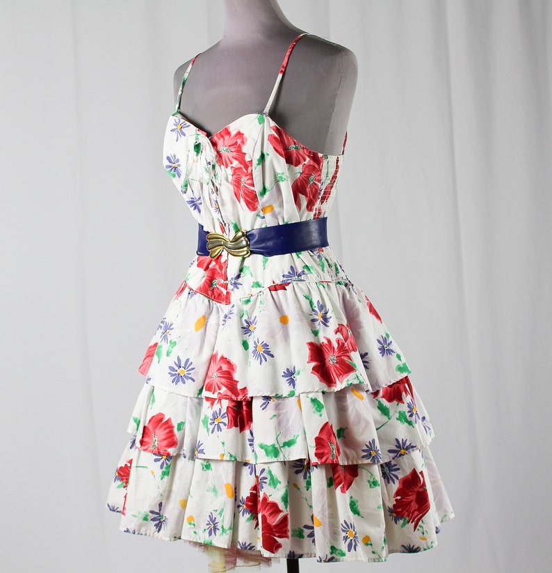 80S FLIRTY FLORAL FROCK - Etsy