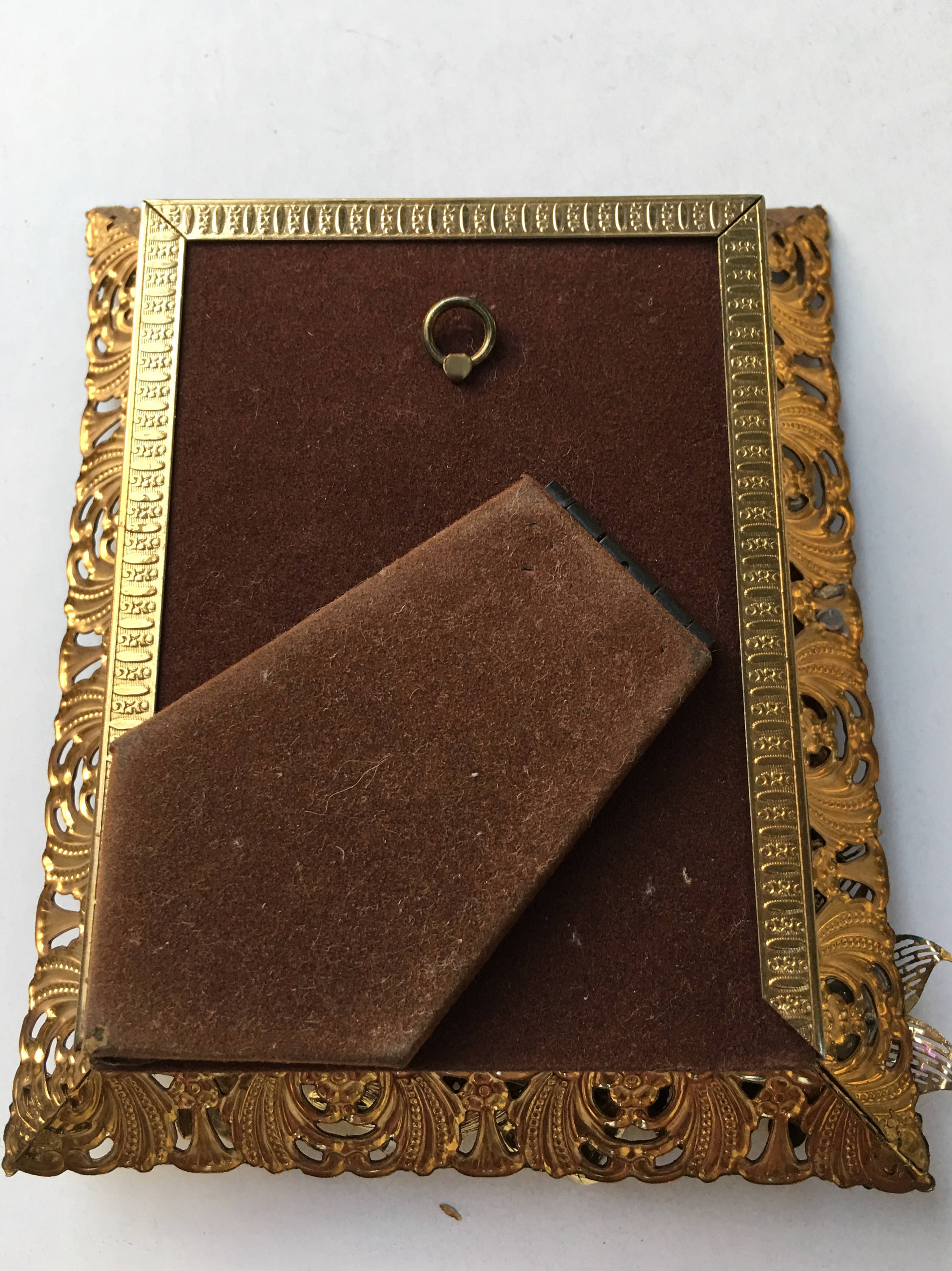 Honey Bee Upcycled GOLD Vintage Frame Repurposed Costume Jewelry Can ...