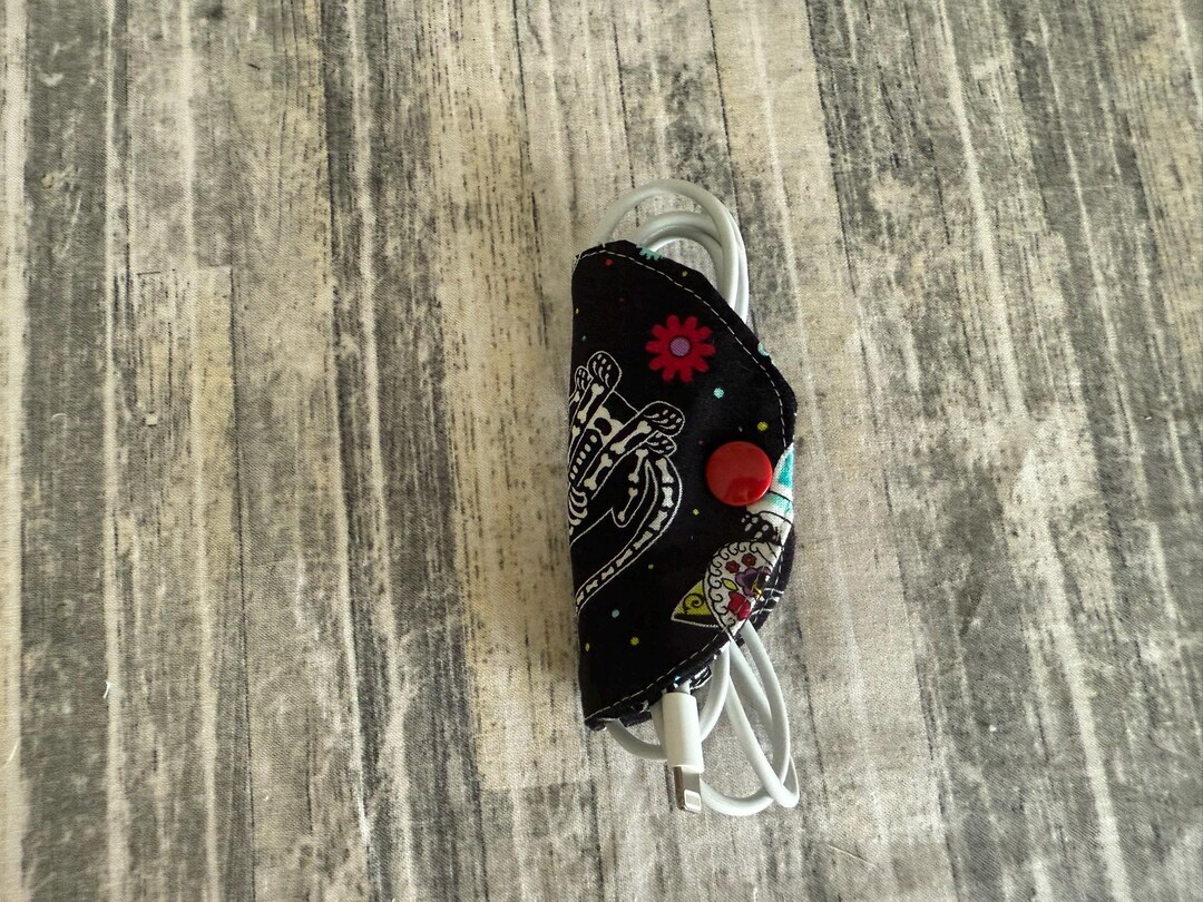 Skeleton Cat Cord Keeper, Day of the Dead Travel Cord Organizer - Etsy