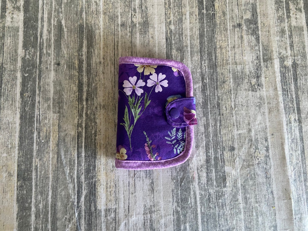 Small Needlebook Needle Pin Holder Sewing Case Sewing Kit Delicate ...