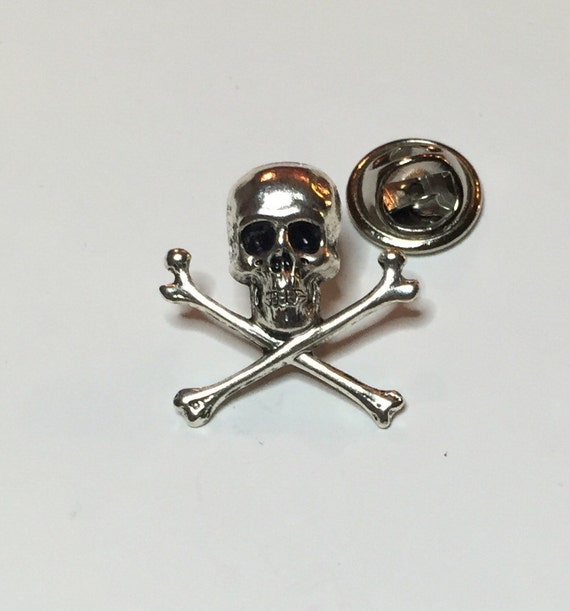 Gothic Silver Skull & Crossbones Lapel Pin | Etsy