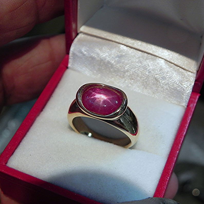 AAAA Natural Star Ruby 2.84 Carats 11x8mm in 14K Yellow Gold - Etsy