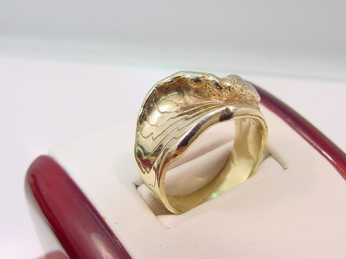 Hand Carved Mens WAVE Ring in Solid 14K Yellow Gold 11 Grams - Etsy