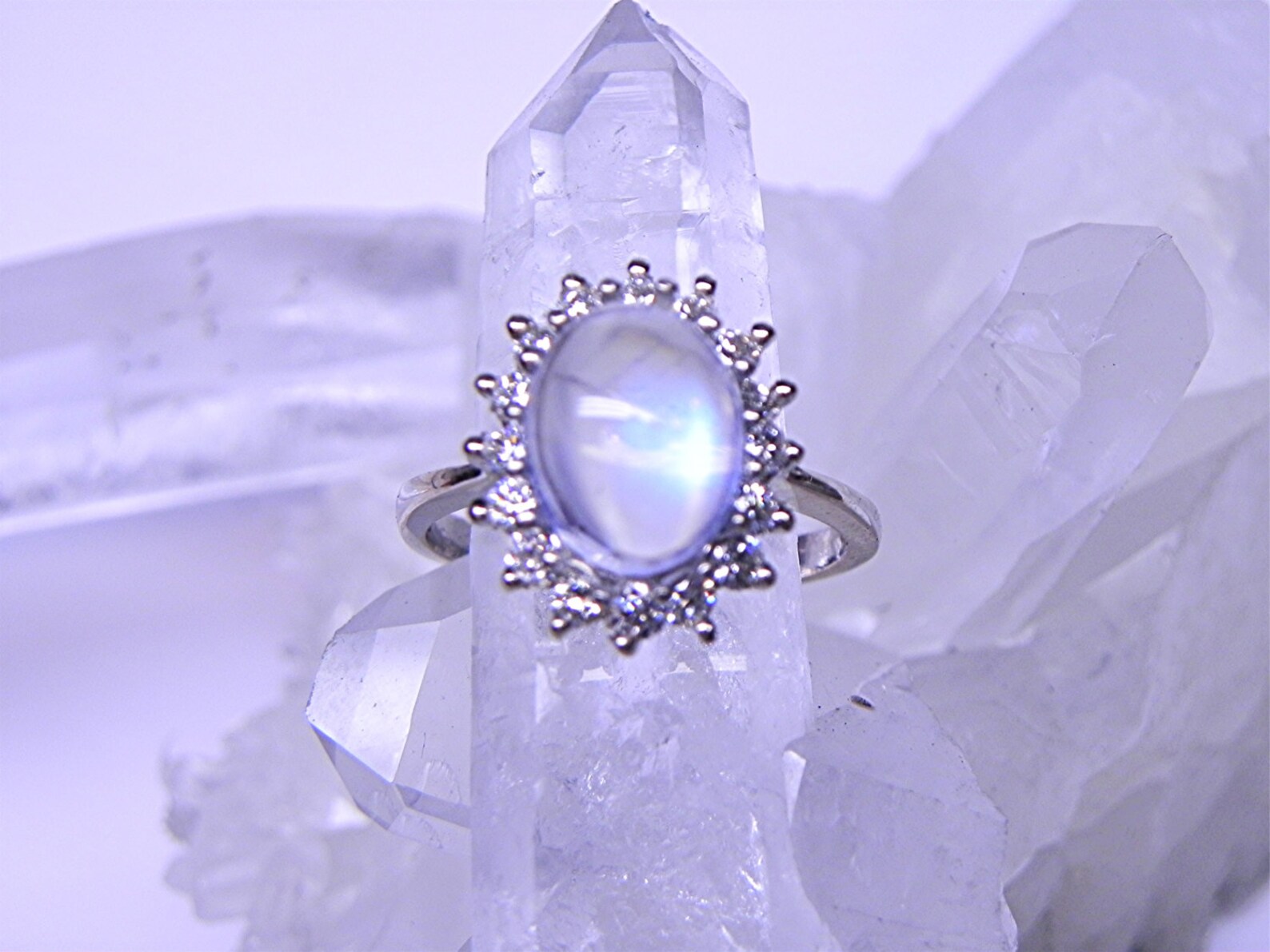AAA Natural Blue Moonstone 10x8mm 2.32 Carats 14K White Gold Ring Set ...