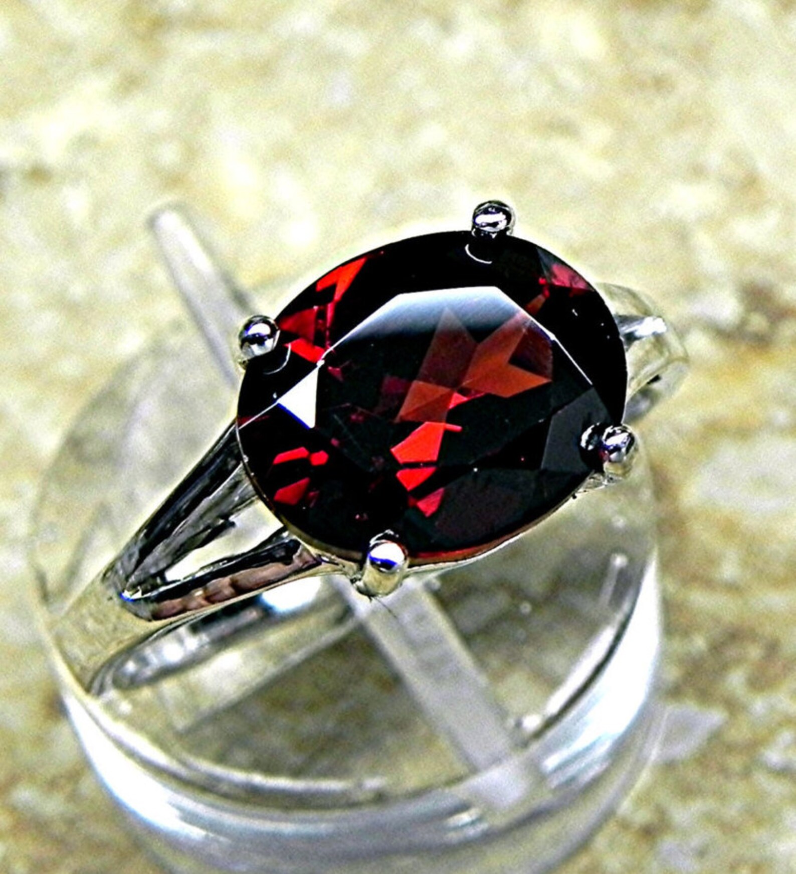 AAA Red Pyrope Garnet Natural Untreated 10x8mm 2.75 Carat in a | Etsy