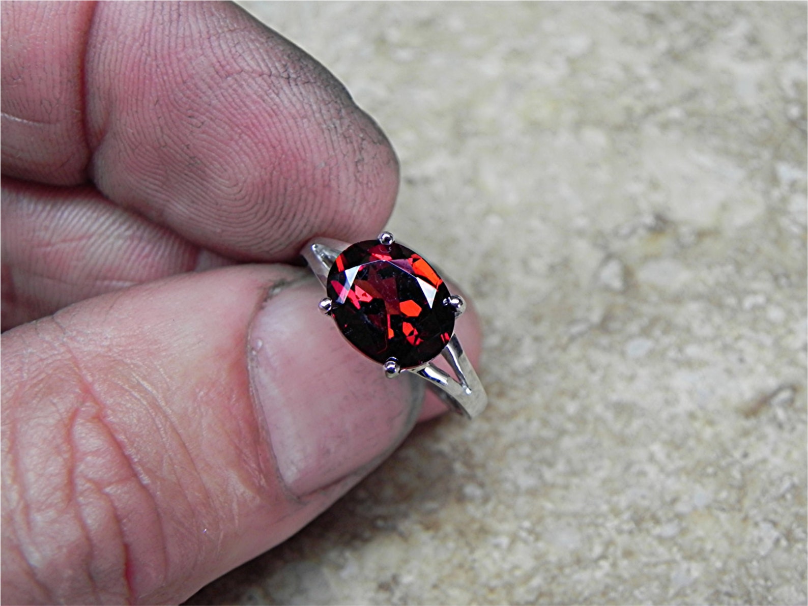AAA Red Pyrope Garnet Natural Untreated 10x8mm 2.75 Carat in a 14K ...