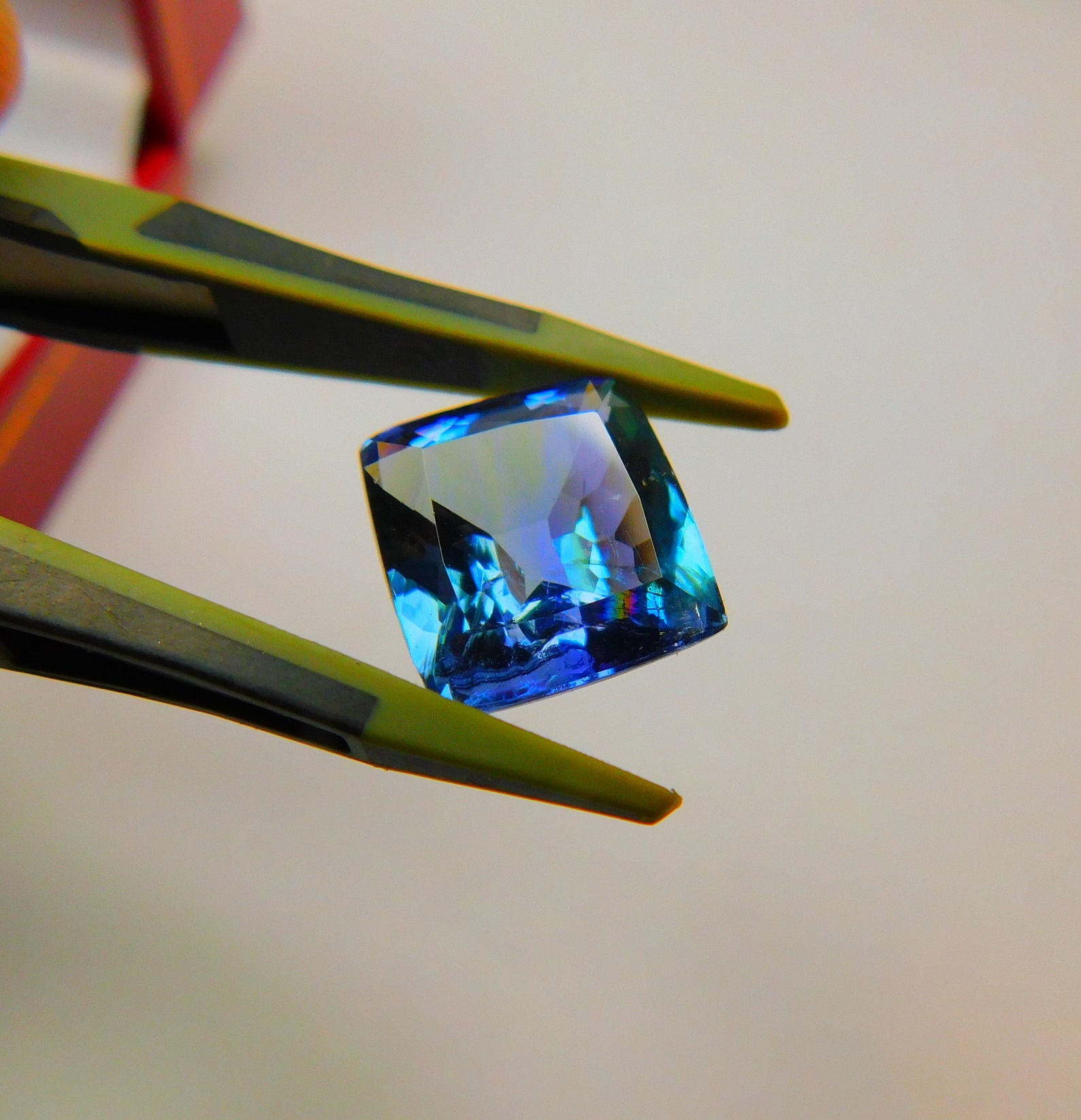 AAAA Tanzanite Color Change Bi Color 10.0 Carats 13x12mm - Etsy