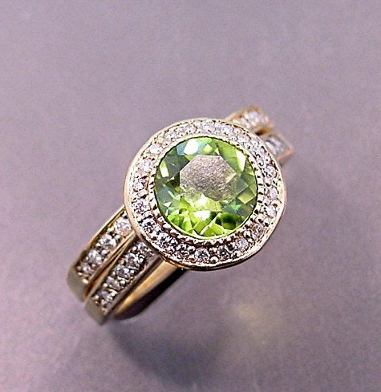 AAA Round Brilliant Natural Peridot 7.00mm 1.48 Carats 14K Yellow Gold ...