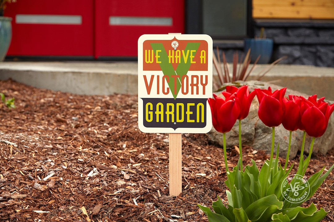 Victory Garden Yard Sign: 1940s Style Garden Decor - Etsy