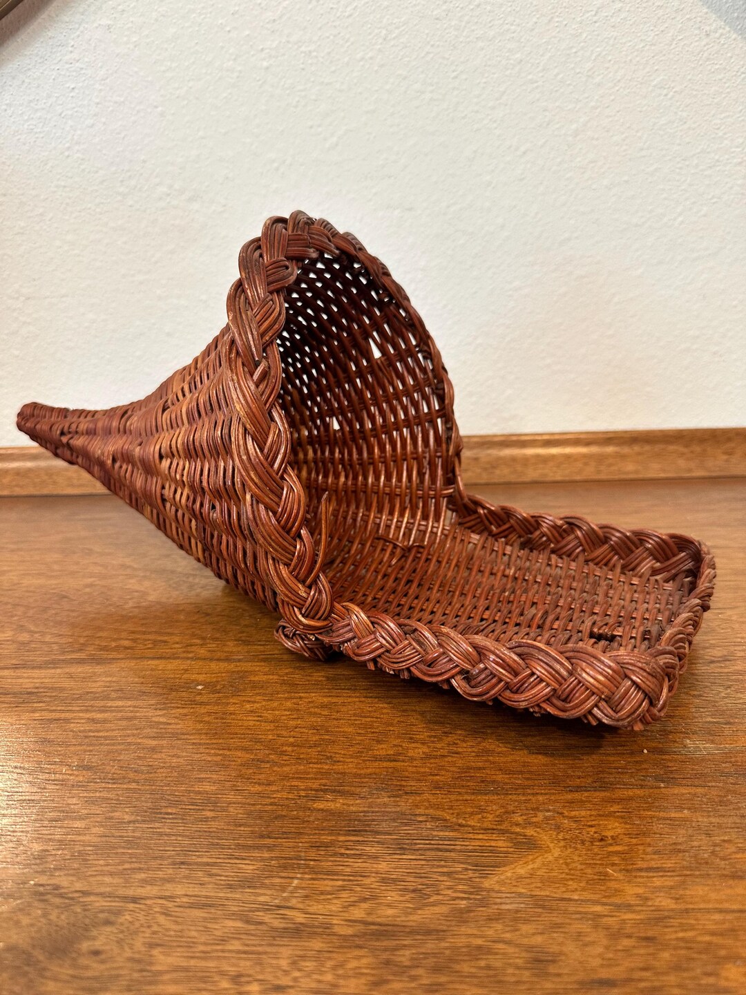 Vintage Wicker Cornucopia Hanging Basket - Etsy