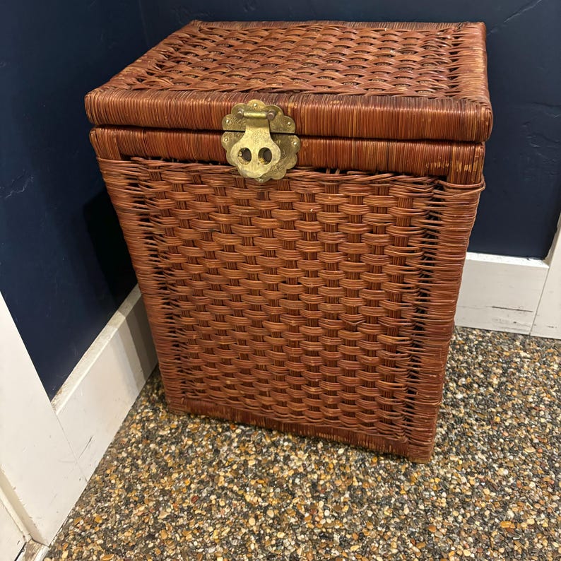 Vintage Wicker Hamper - Etsy