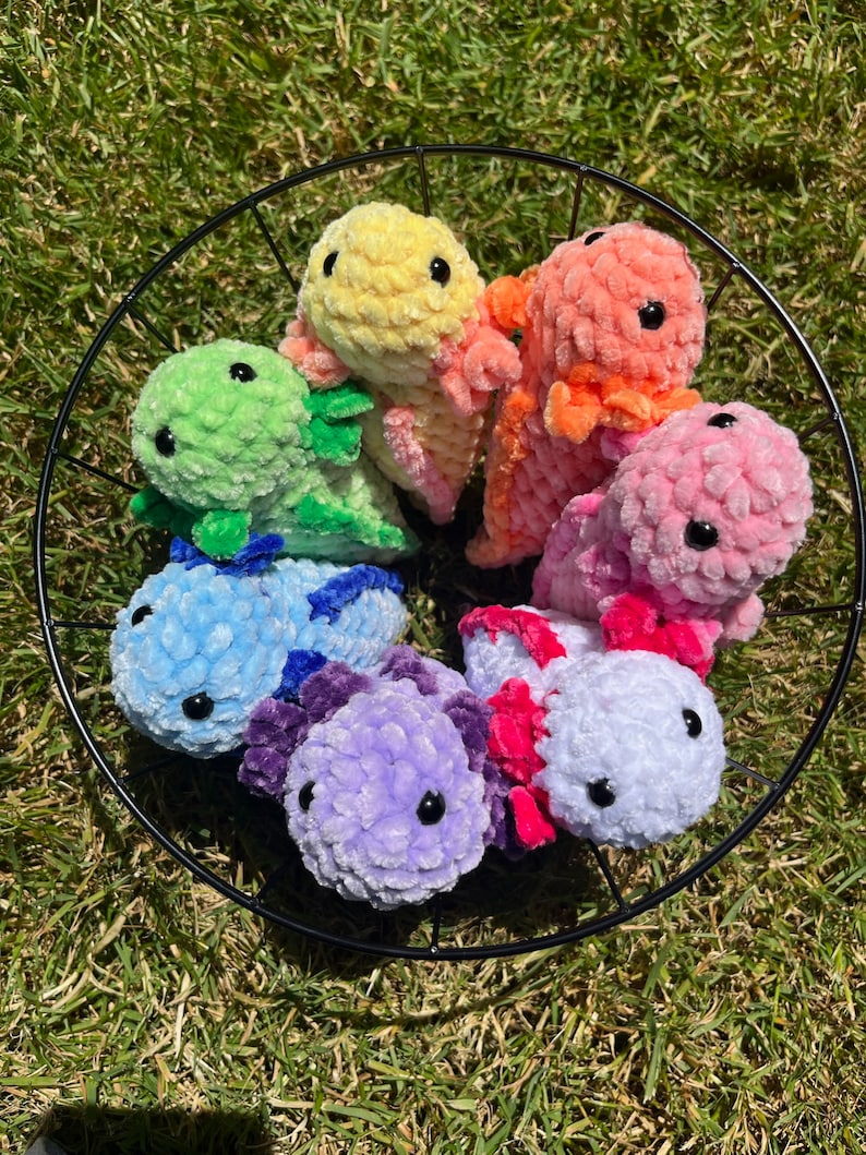 Crochet Axolotl Plushie Amigurumi Plushie, Axolotl, Small Crochet Plush ...