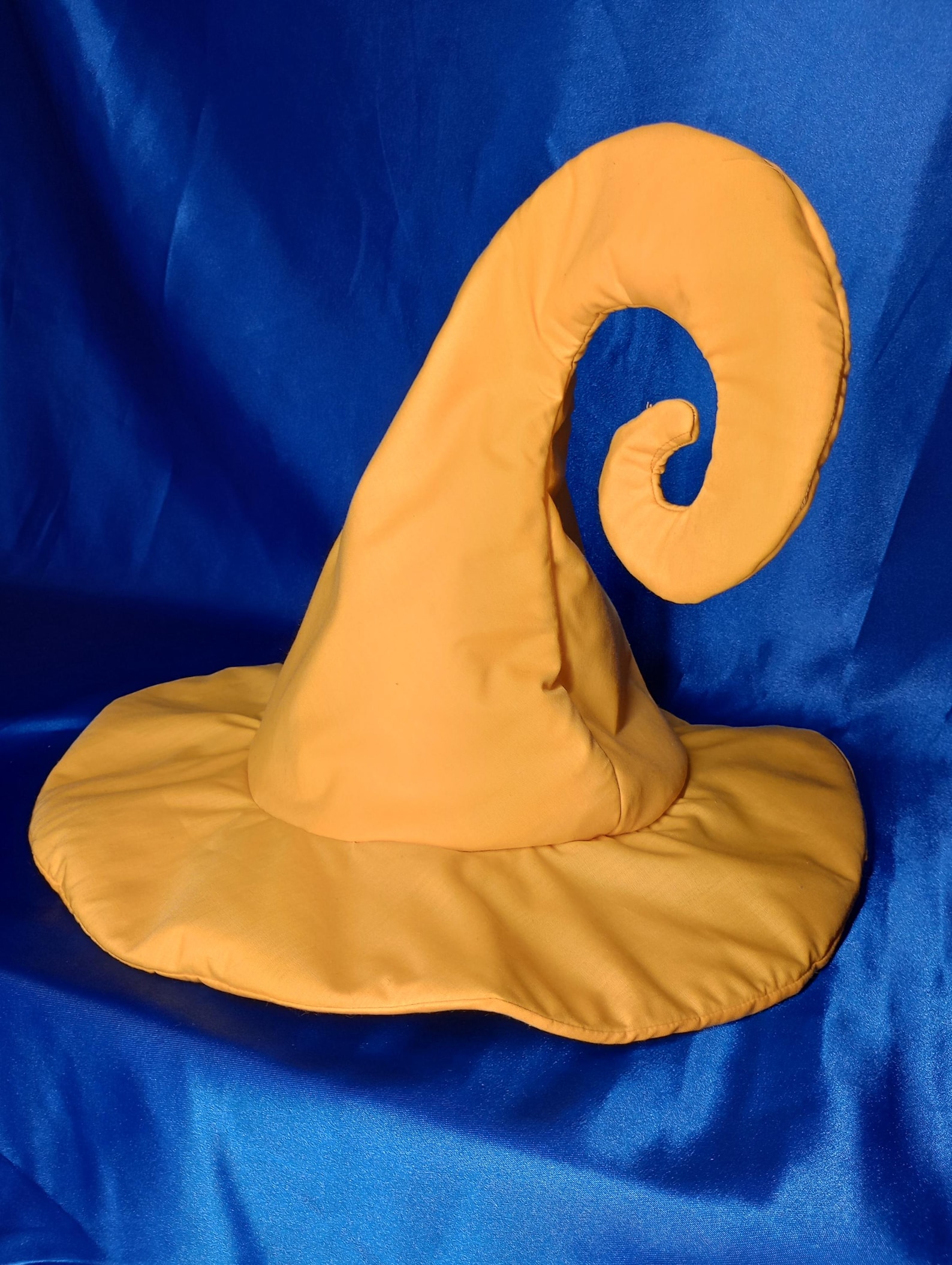 Yellow Wizard Hat / Spiral Witch Hat - Etsy
