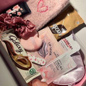 Pink Gift Hamper Box - Etsy