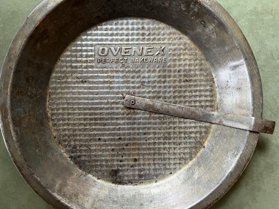 Vintage Ovenex Tin Pie Pan With Spinning Pie Remover, Rustic Prim ...