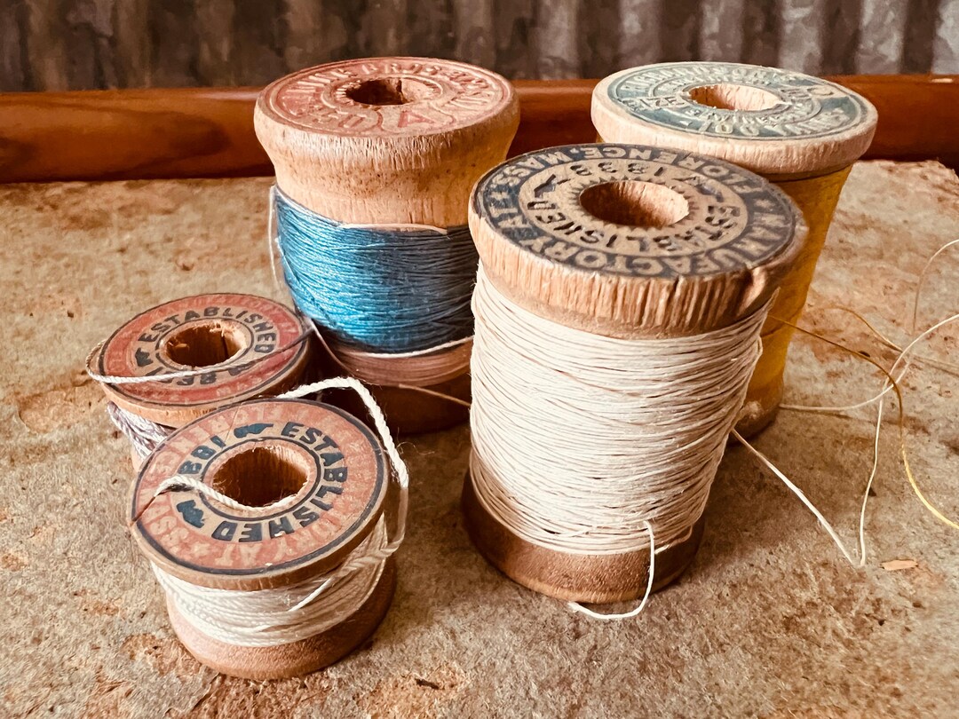 5 Vintage Wood Thread Spools With Embossed Ends, Corticelli Small ...