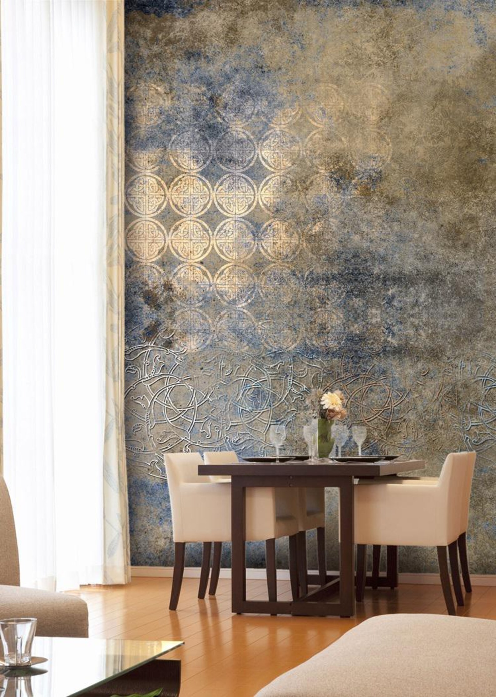 Vintage Chic Blue and Gold Wallpaper for Classic Home Design| Rustic ...