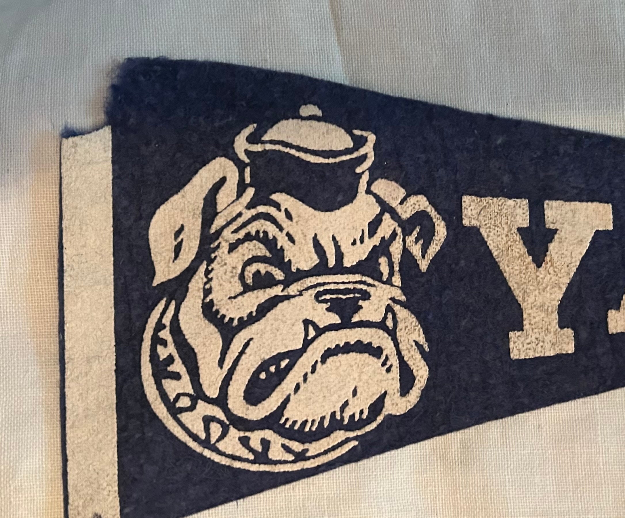 VINTAGE YALE PENNANT Felt Bulldog Collectible College Decor - Etsy
