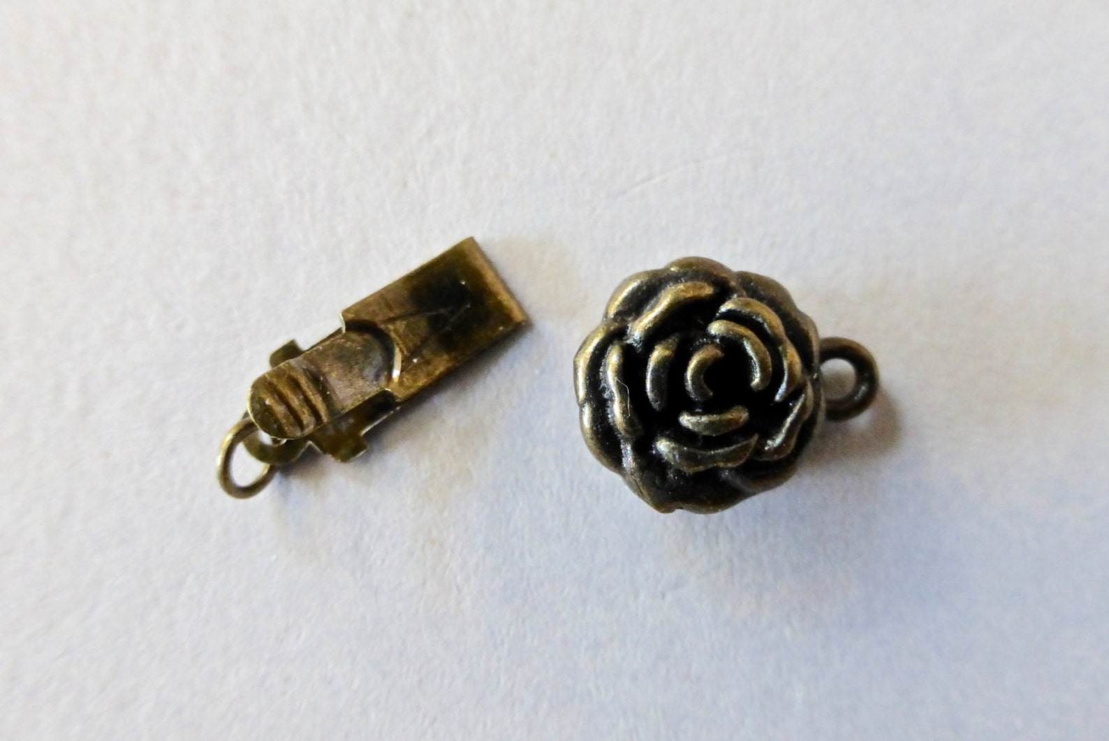 1 Strand Flower Box Clasp in Antique Brass or Silver 14mm 2 | Etsy