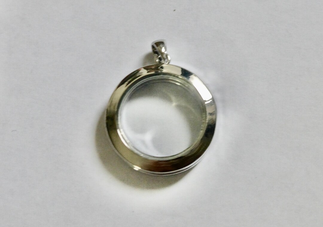 Stainless Steel and Clear Glass Round Locket / Pendant 25mm - Etsy