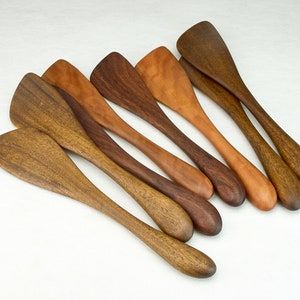 Traditional Spatula - Left or Right Hand Stirring Utensil - Wood ...
