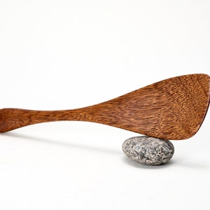 Traditional Spatula - Left or Right Hand Stirring Utensil - Wood ...