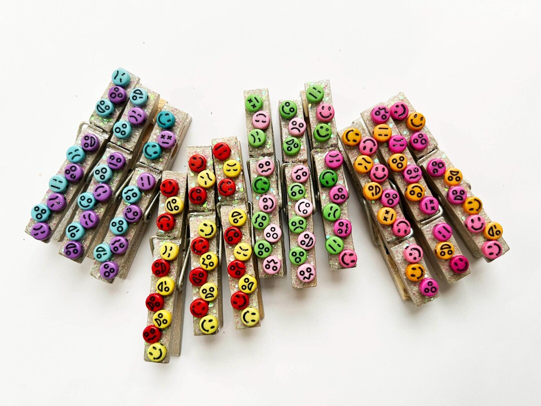 Cheer Clothespins, Cheer Spirit Pins Clips, EMOJIS, Cheerleader Facials ...