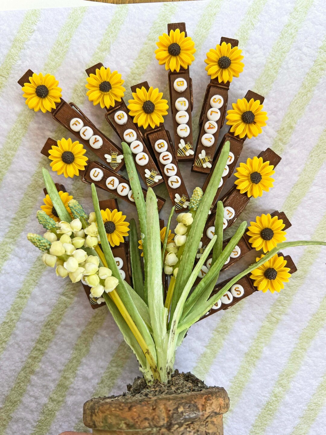 Cheer Spirit Pins, 20 Cheerleader Clothespin Clips From the Garden - Etsy