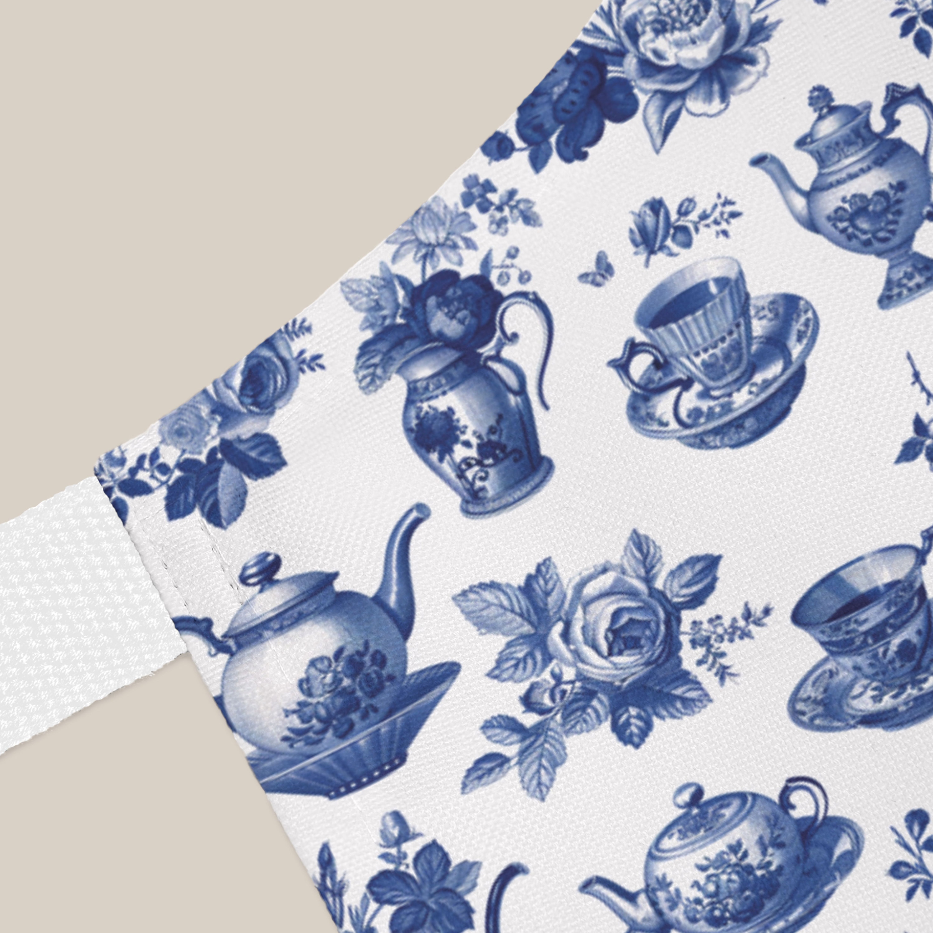 Blue and White Toile Pattern Apron for Kitchen Gift for Mom Birthday ...