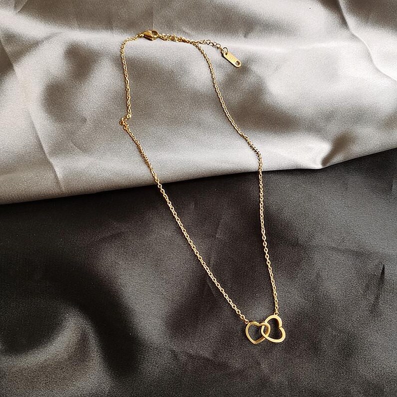 Double Ring Heart Shaped Necklace Two Interlocking Hearts Pendant ...