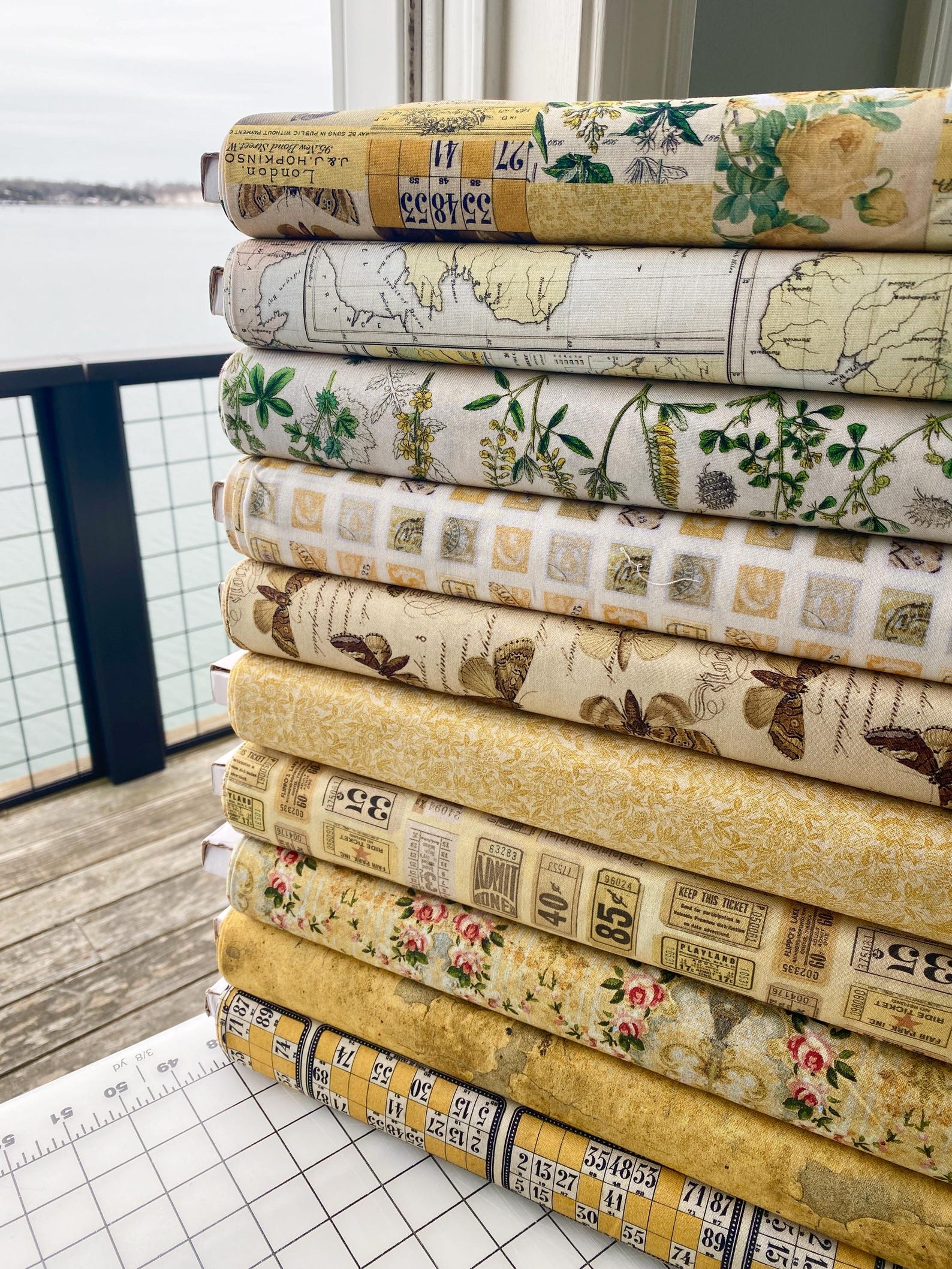 Eclectic Elements YELLOW PALETTE Tim Holtz - 100% Cotton Quilting ...