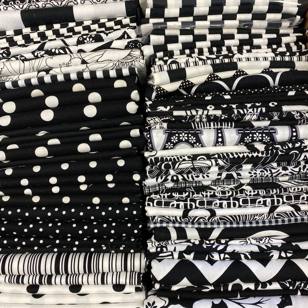 Black And White Fat Quarters Printed Cotton Quilt Fabric By 18 X 22 Fq