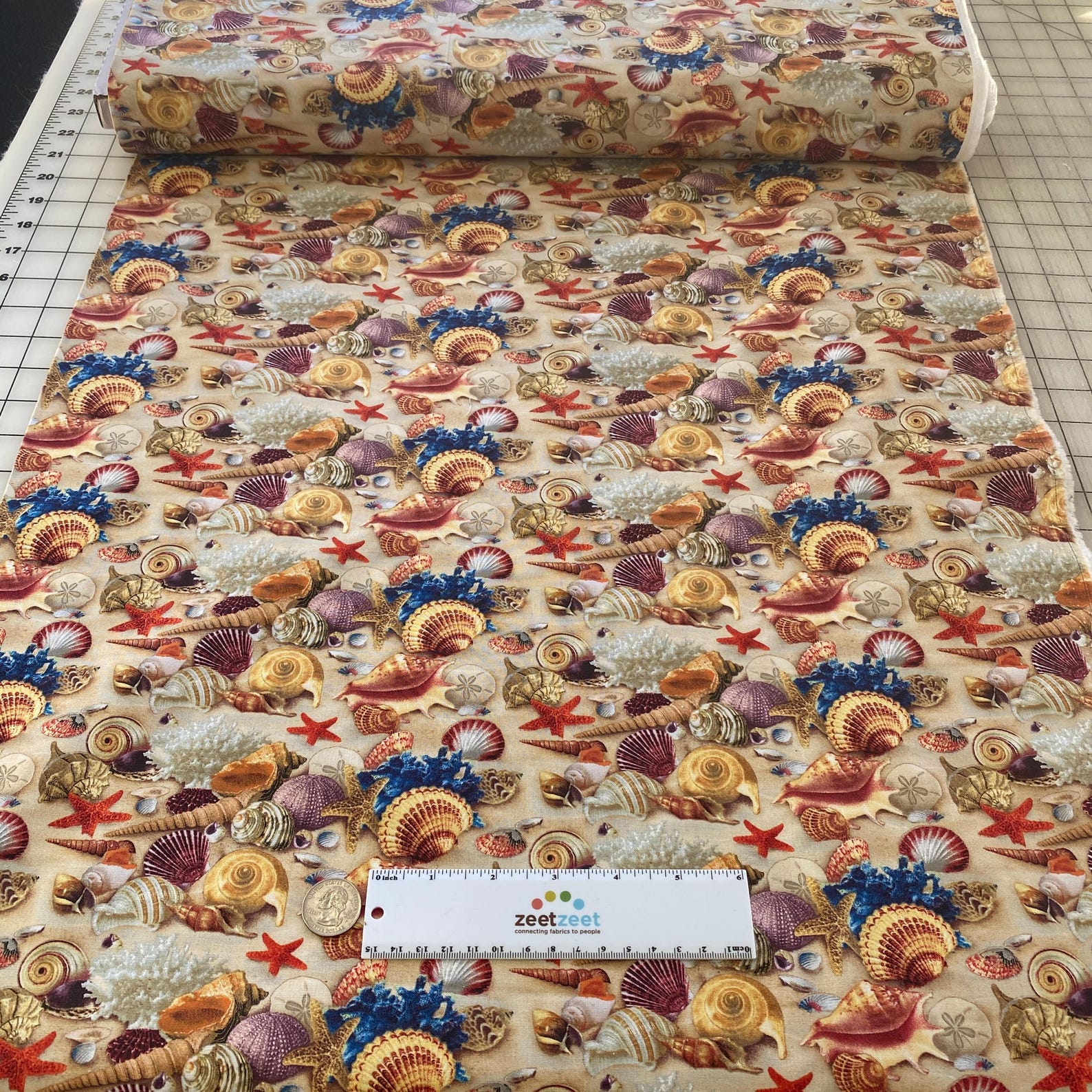 BEACHCOMBER SHELLS Fabric - Elizabeth's Studio - Cotton Quilt Fabric by ...