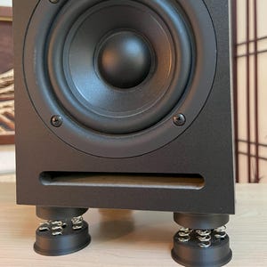 Speaker Isolation Pads (set of 4) - Etsy