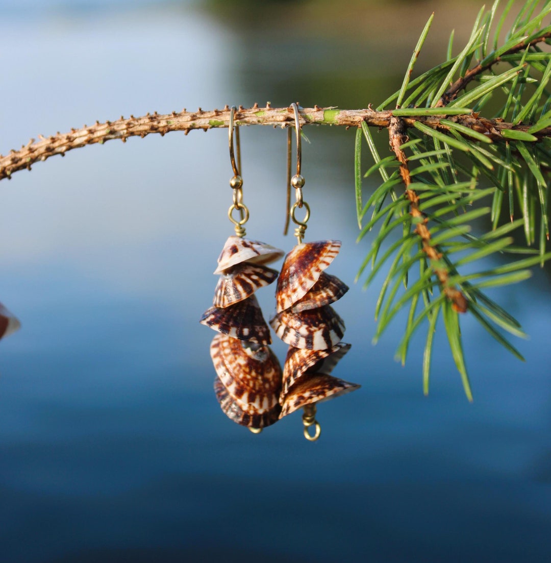 Natural Handmade Alaskan Limpet Sea Shell Earrings With Black Pearls - Etsy