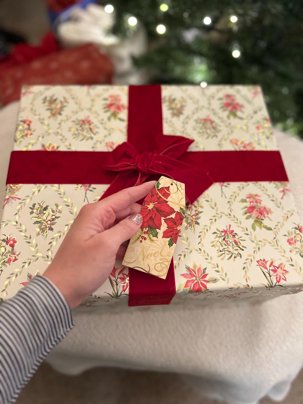 Classic Christmas Gift Box - Etsy