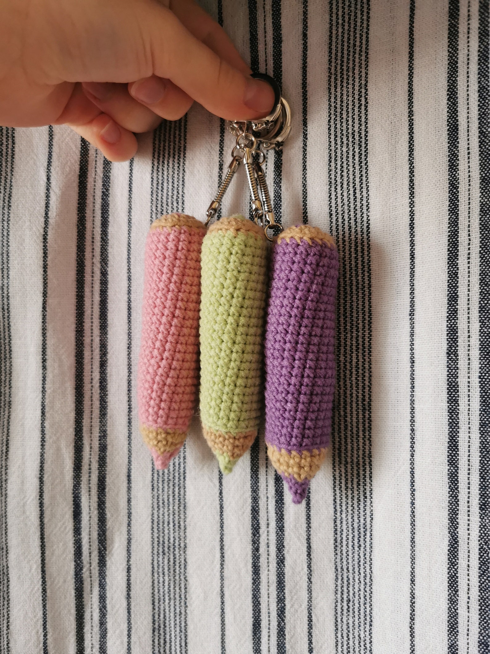 Easy Crochet Colored Pencil Pattern- Step-by-step Guide - Perfect Gift ...