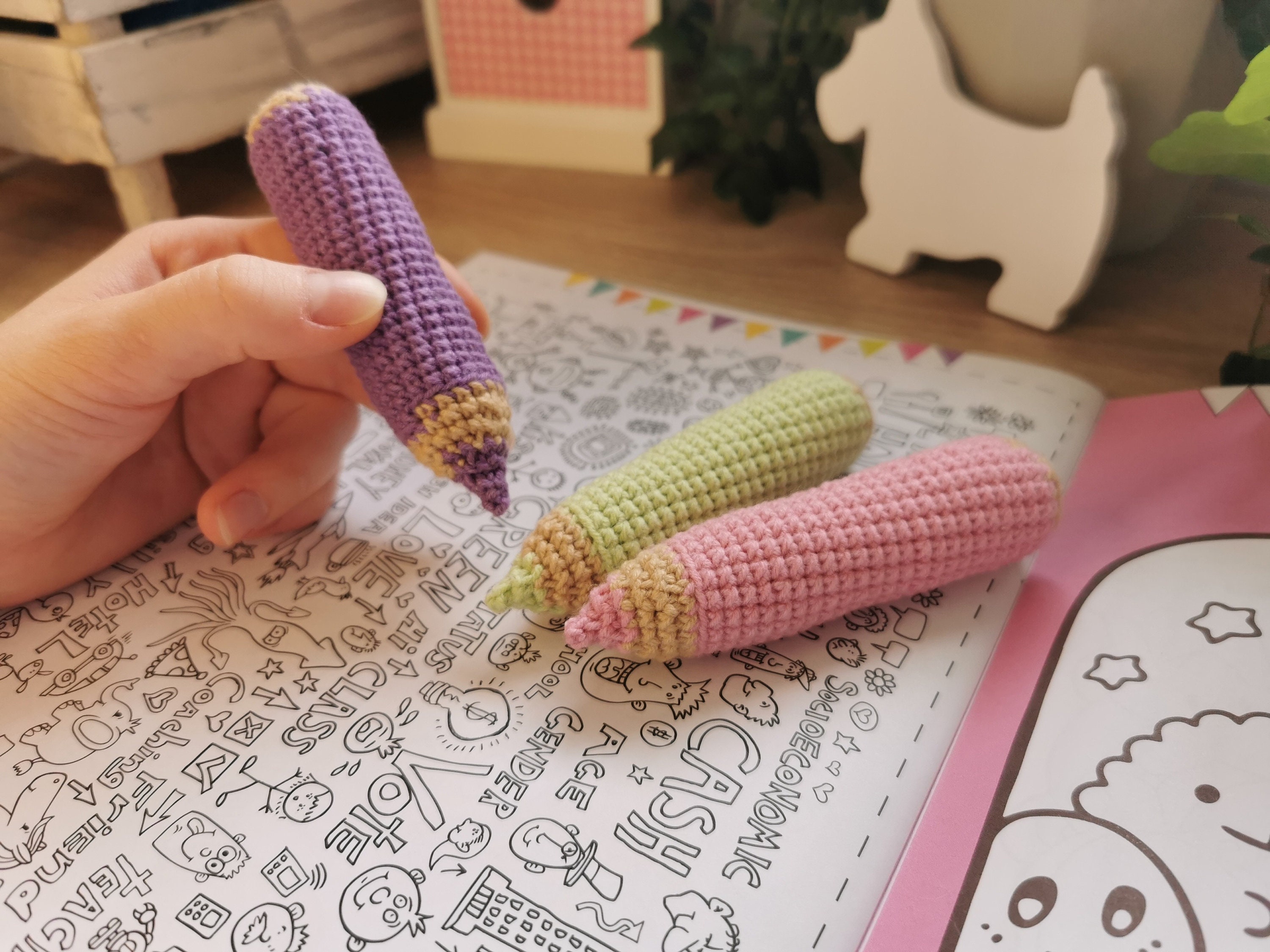Easy Crochet Colored Pencil Pattern- Step-by-step Guide - Perfect Gift ...